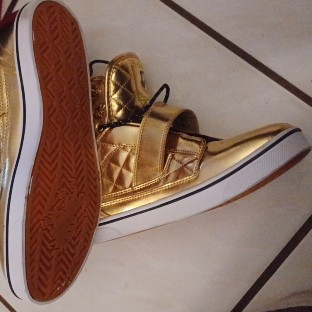Vlado Golden Sneakers, Size 7 - Gem